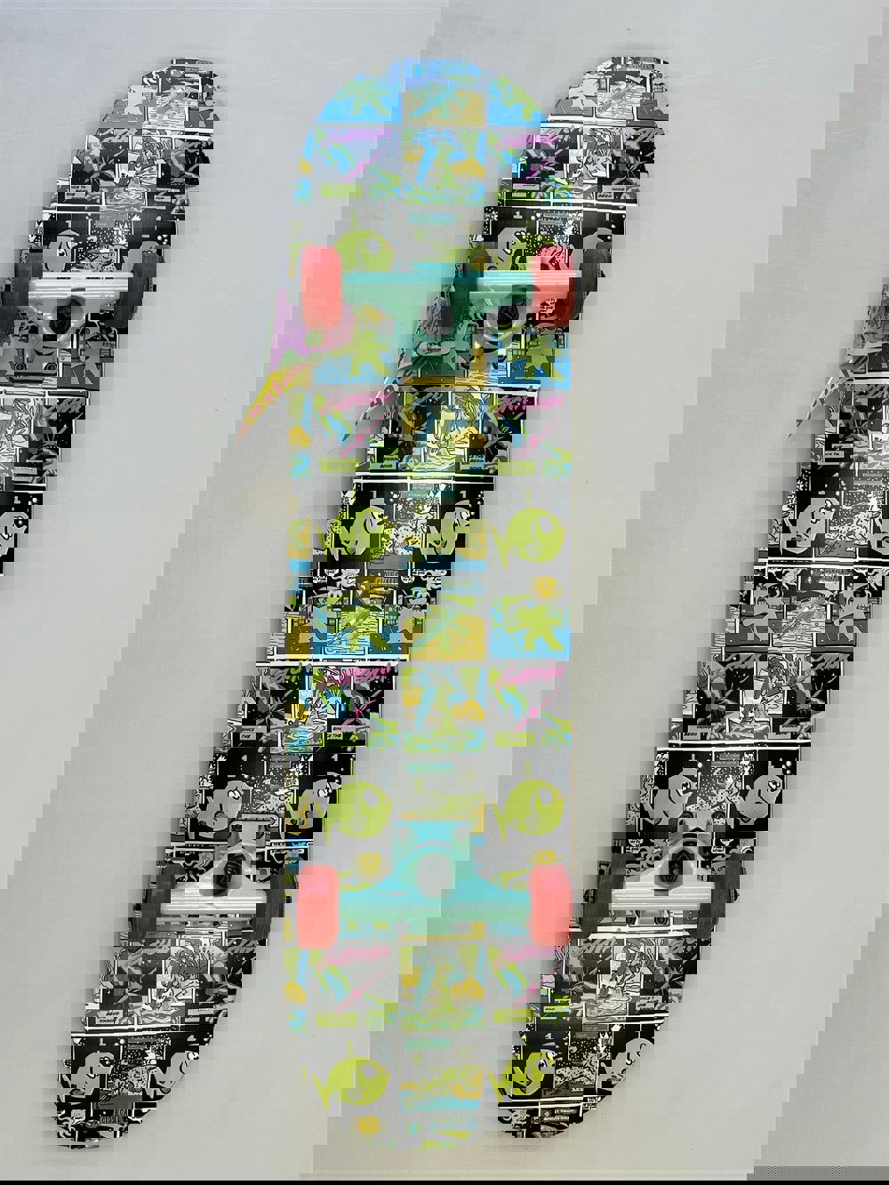 Gotcha Skateboard Gotcha Close Call Skateboard 31 Inch | Rackhams