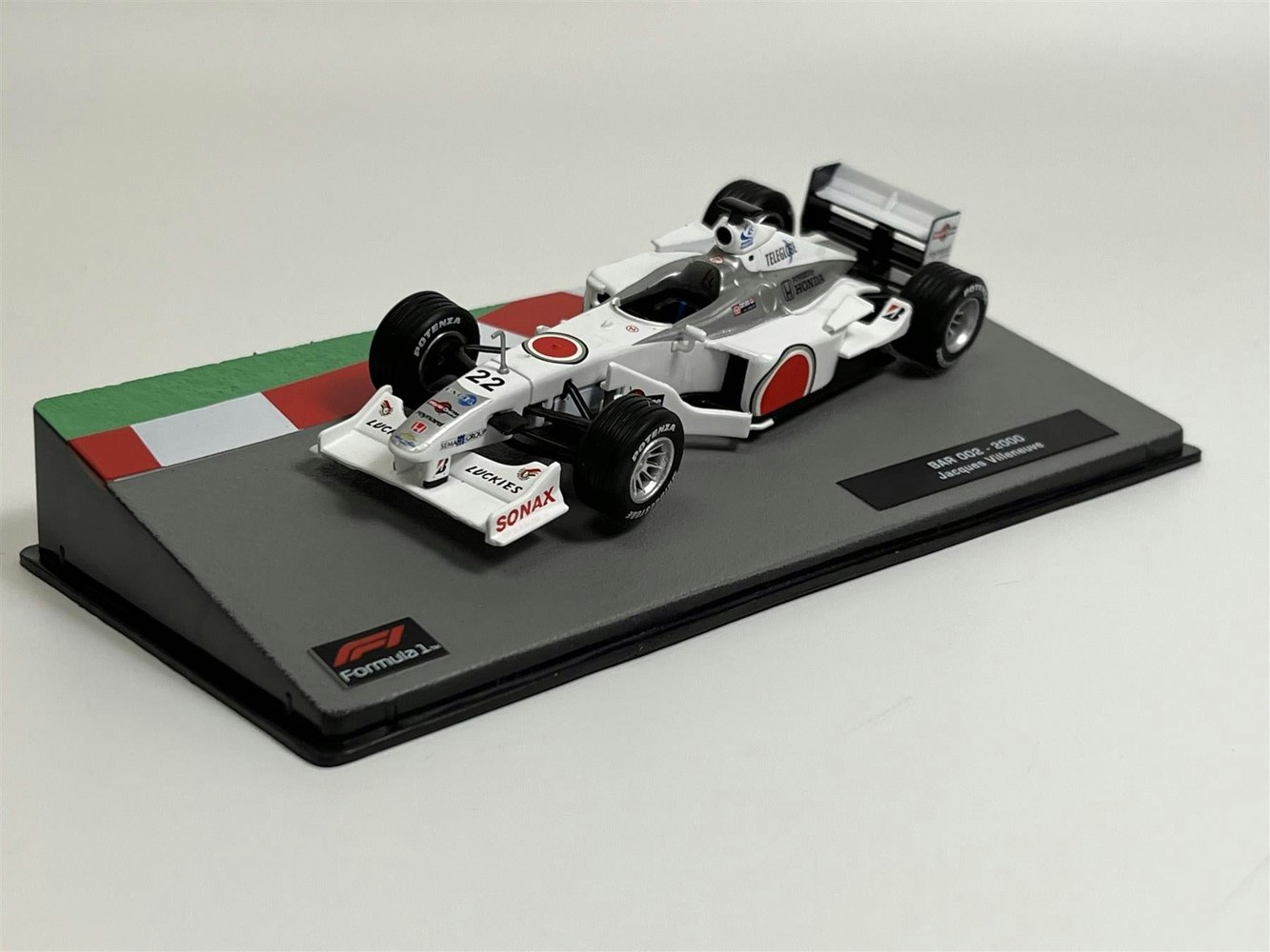 F1 Collection Jacques Villeneuve Bar 002 2000 1:43 | Rackhams