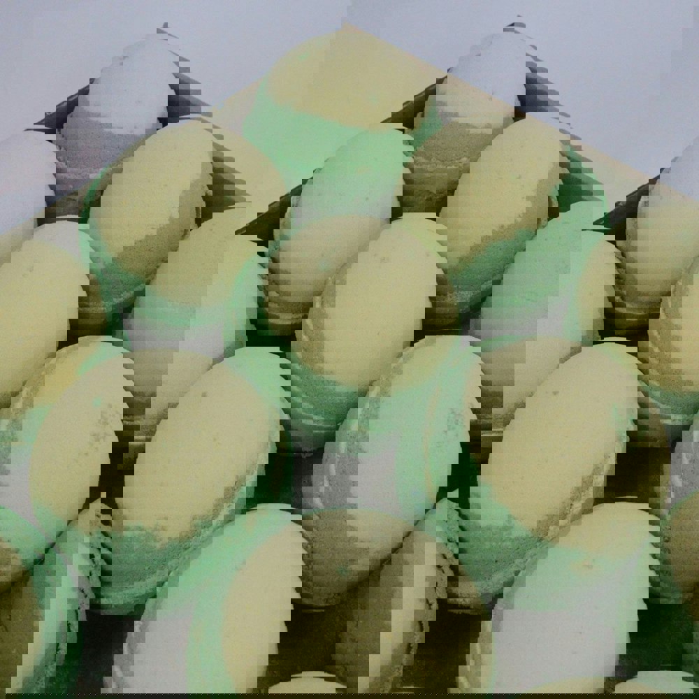 Serano Apple Pie & Custard Bath Bomb | Rackhams