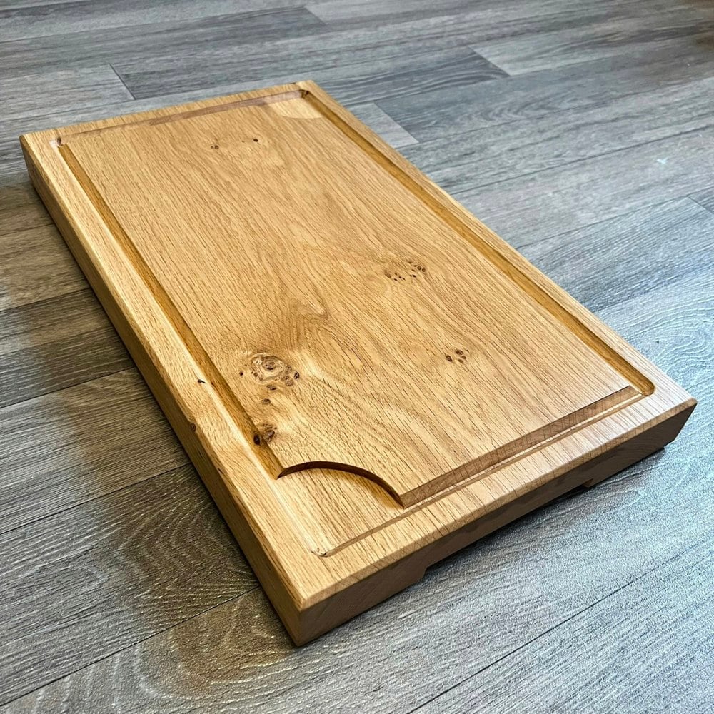 Giraffes & Craftz Extra Large Oak Carving Board | Rackhams