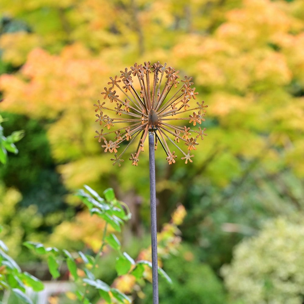 Savage Works Rusty Metal Allium Flower | Rackhams