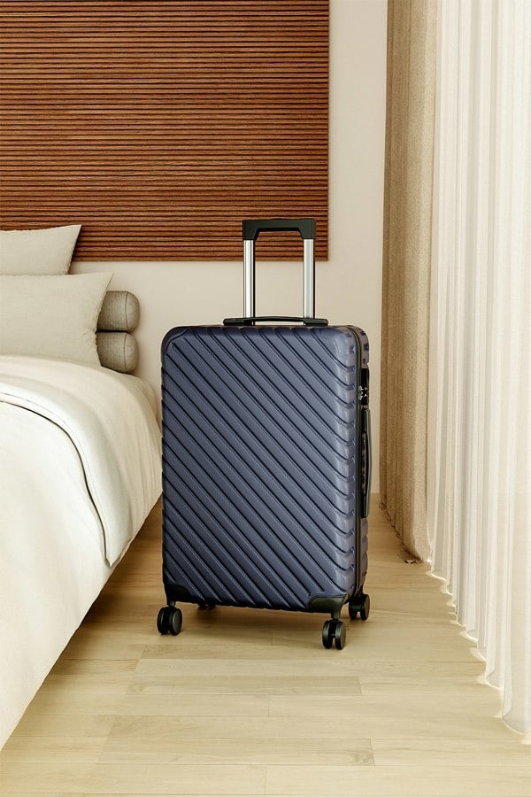 Living and Home Lightweight Hardside Travel Suitcase | Rackhams